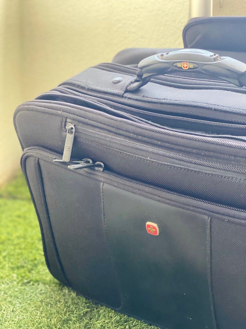 Swiss Army Laptop Carry On Bag/Luggage, Hobbies & Toys, Travel, Luggage ...
