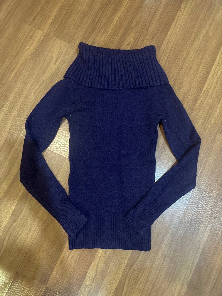 Tally Wally turtle neck knit wear, Women's Fashion, Coats, Jackets and ...