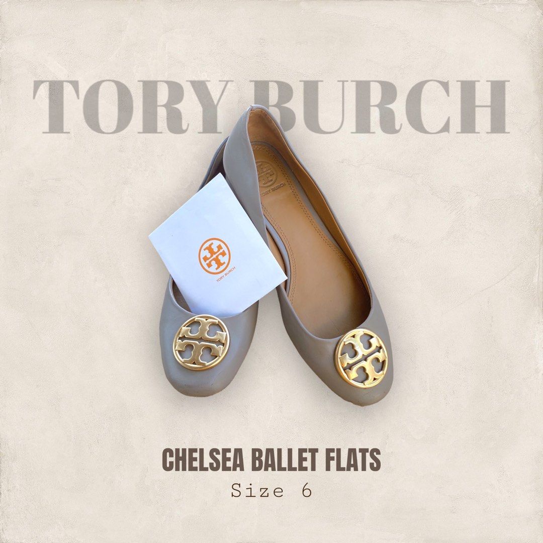 TORY BURCH Chelsea Ballet Flats in Gray, Women's Fashion, Footwear ...