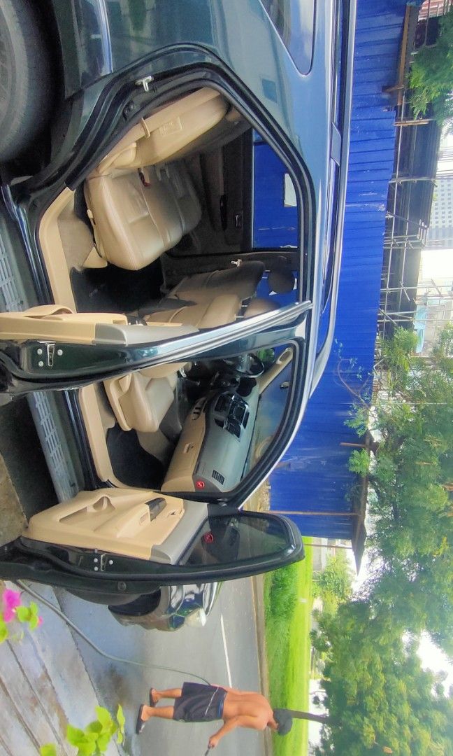 Toyota Fortuner Toyota Fortuner G variant Auto on Carousell