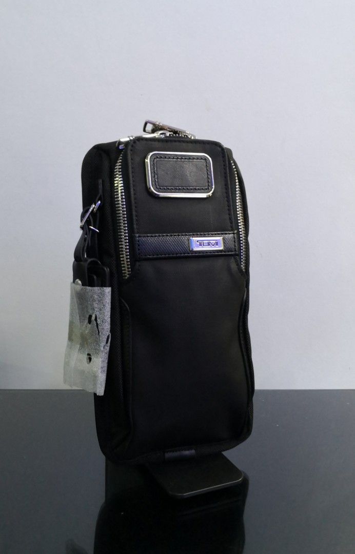 Tumi Alpha 3 Exclussive Compact Sling Bag - 23,000php on Carousell