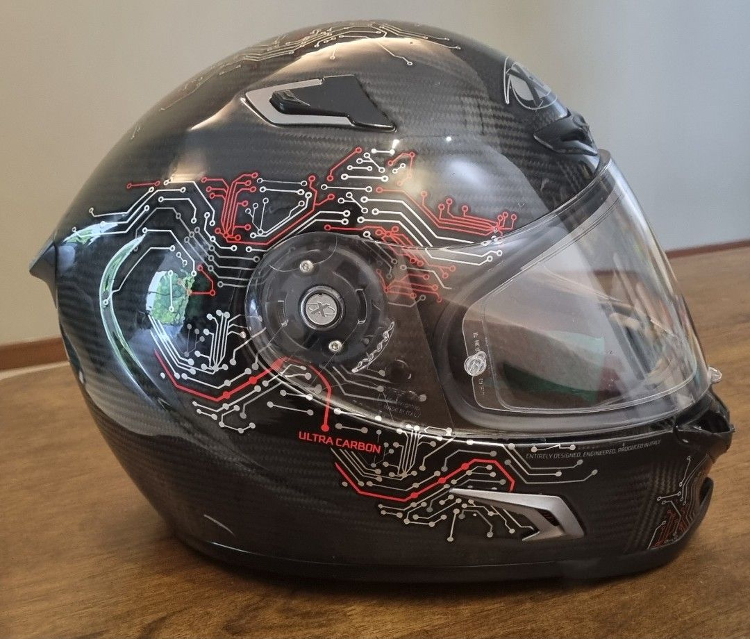 Ultra Carbon full face racing helmet, Motorcycles, Motorcycle Apparel ...