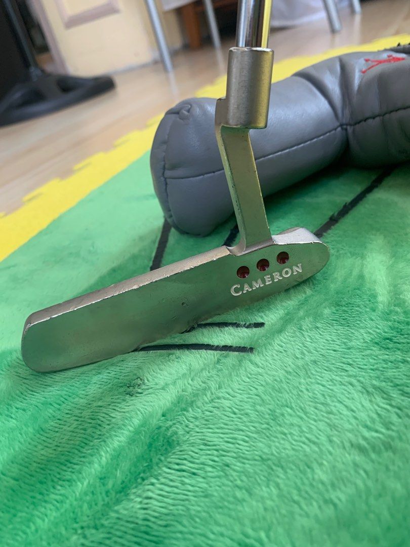 Used Scotty Cameron Golf Putter on Carousell