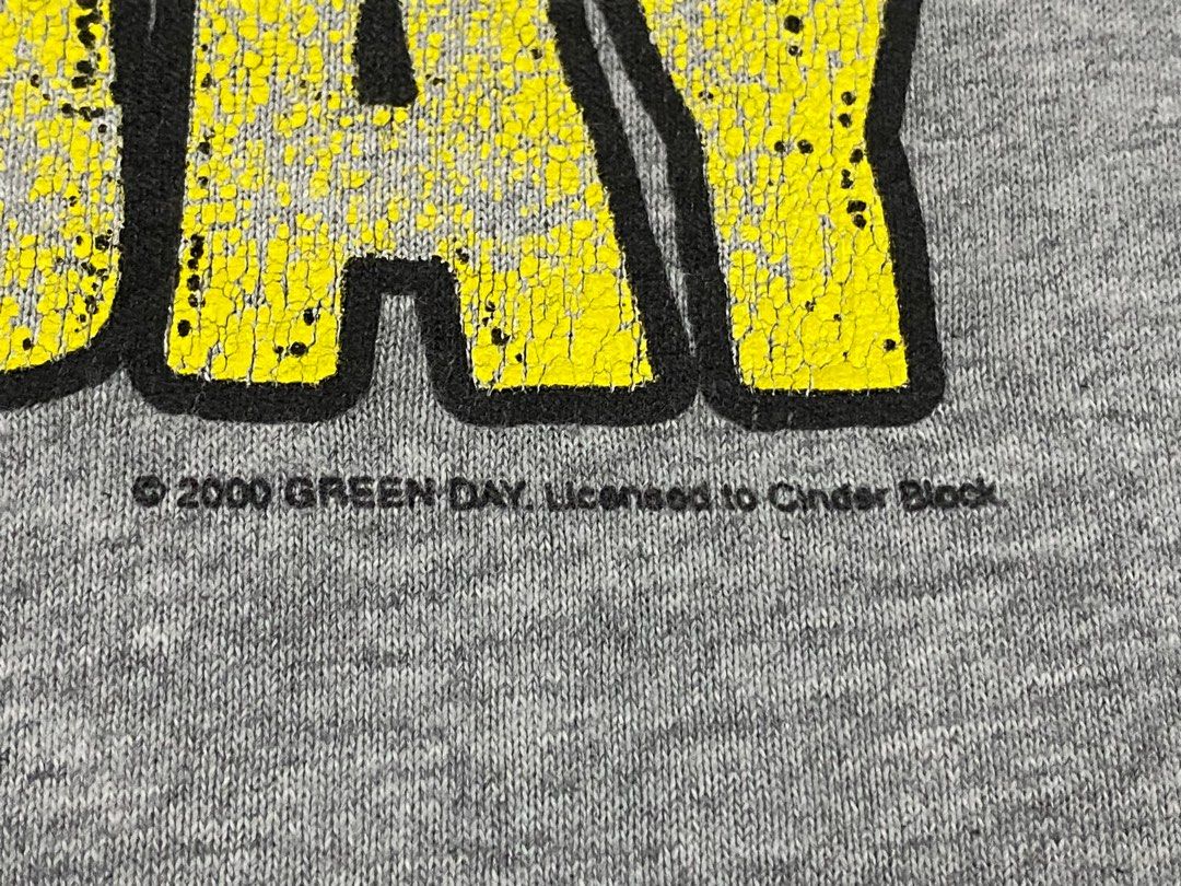 Vintage 2000 Green Day, Men's Fashion, Activewear on Carousell