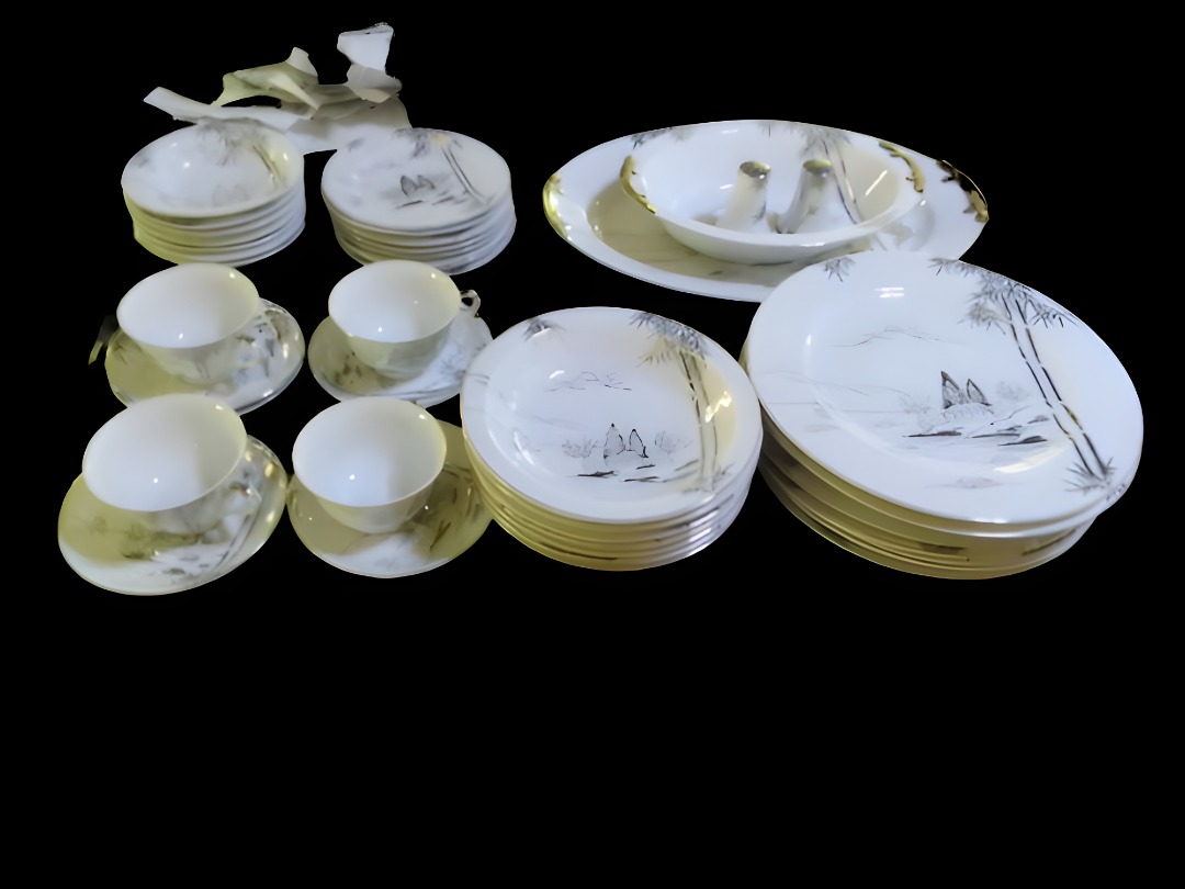 Vintage Japanese CBC China Dinner Plates Set 650, Furniture & Home ...