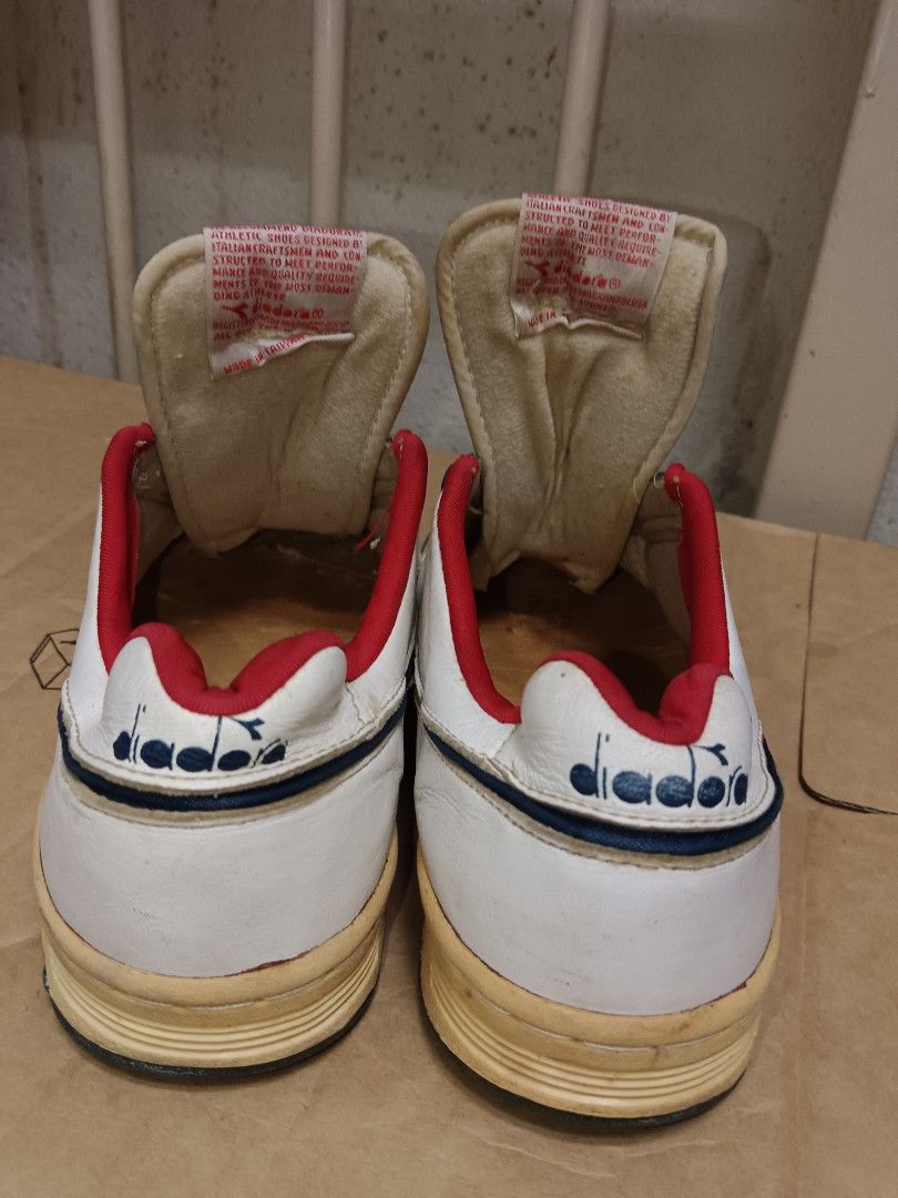 Vintage kasut diadora lama antik unisex, Women's Fashion, Footwear ...