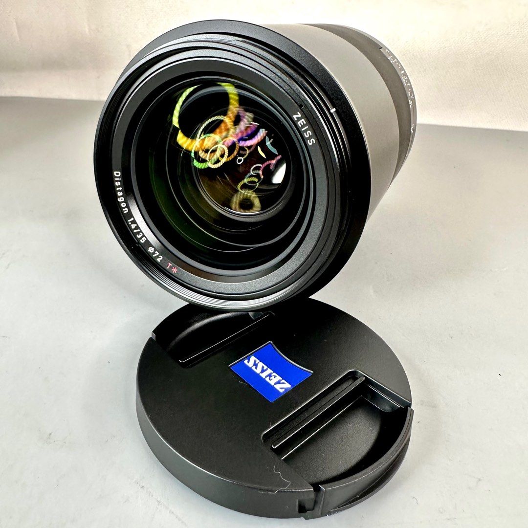Zeiss Distagon 35mm F1.4 Canon Mount, Photography, Lens & Kits on Carousell