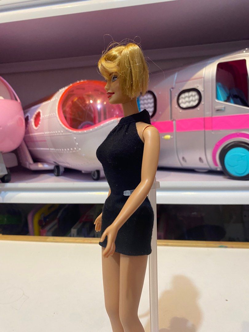 Barbie short hair on Carousell