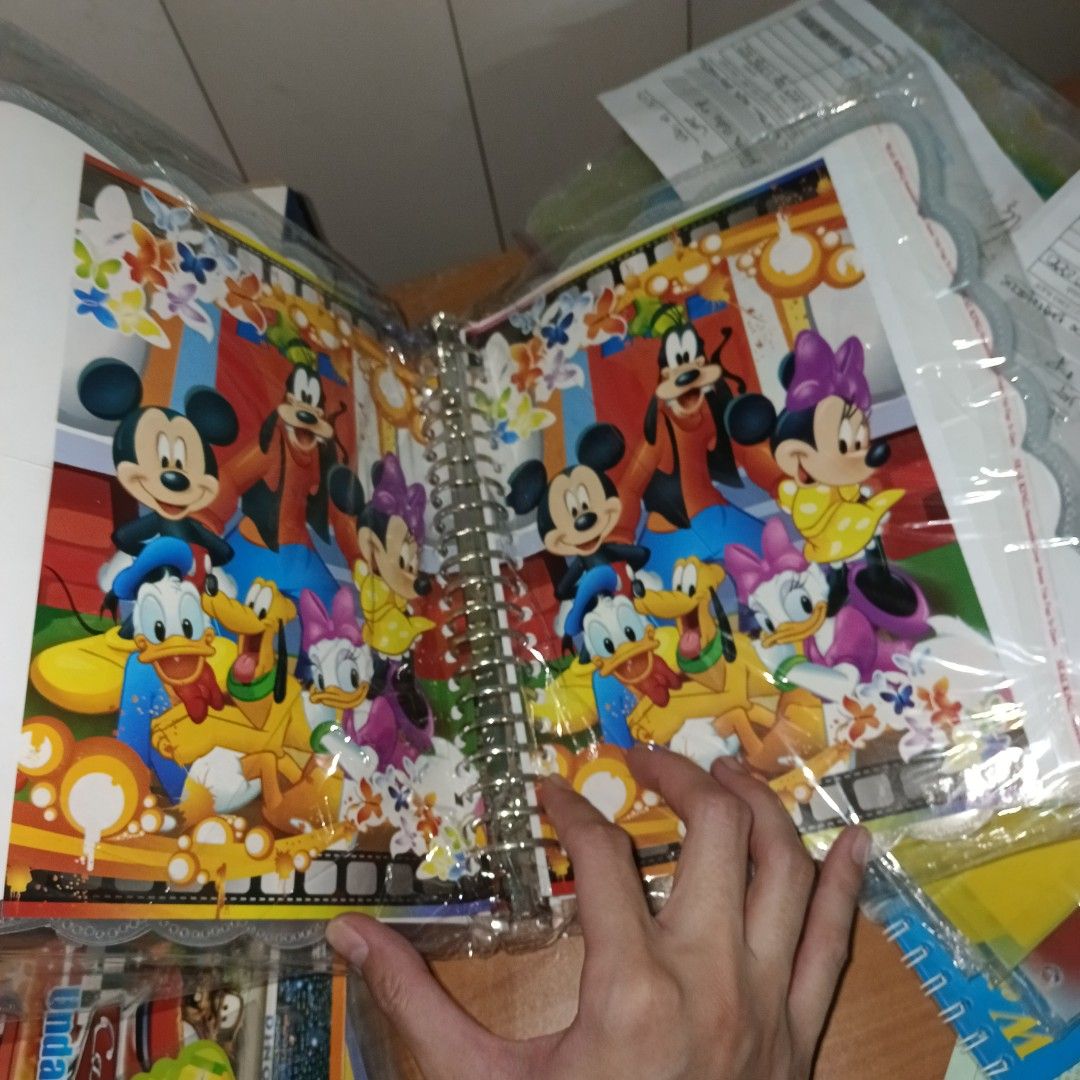 Binder Mickey Mouse, Buku & Alat Tulis, Alat Tulis di Carousell
