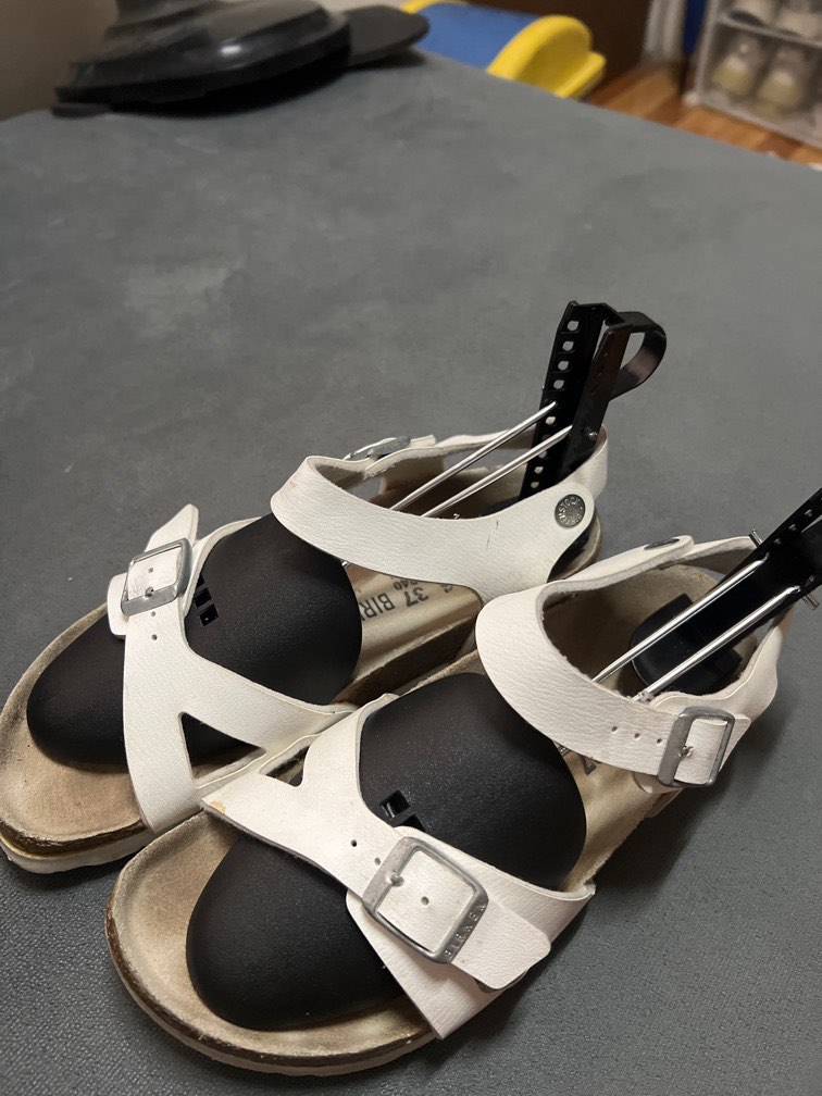 Birkenstock Rio, Women's Fashion, Footwear, Flats & Sandals on Carousell