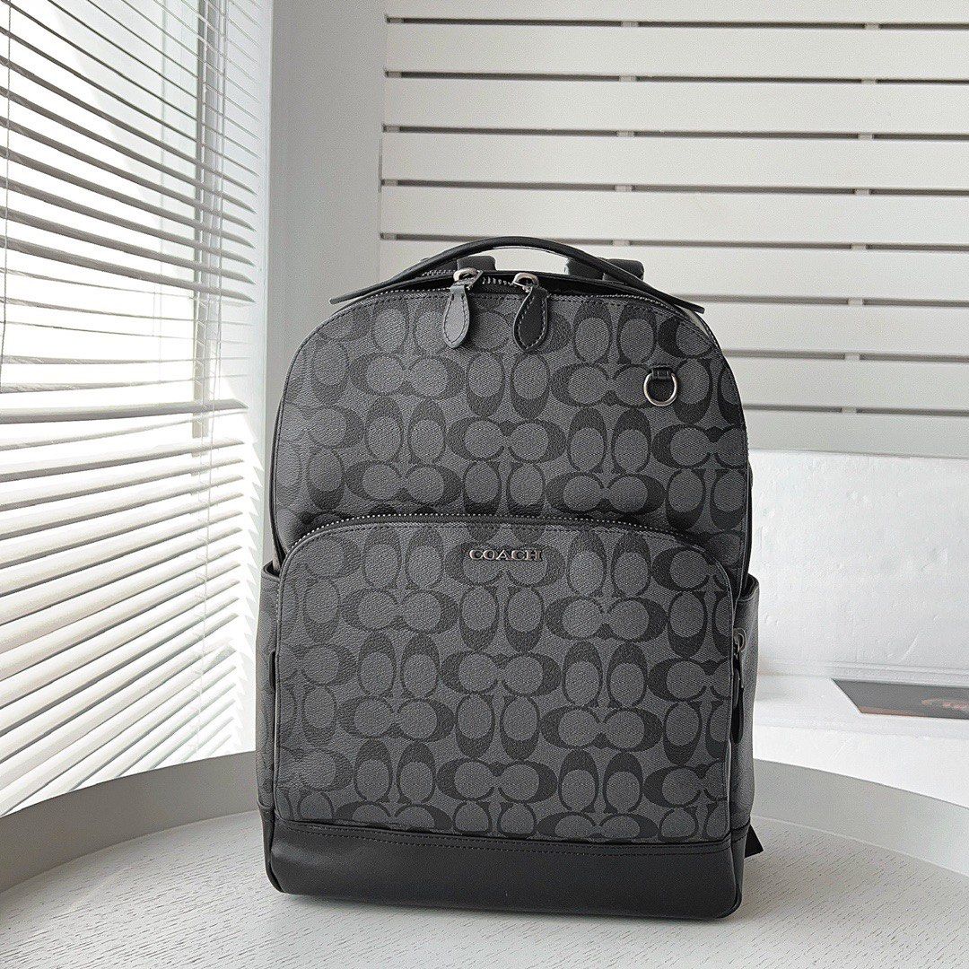 Coach Backpack, Men's Fashion, Bags, Backpacks on Carousell