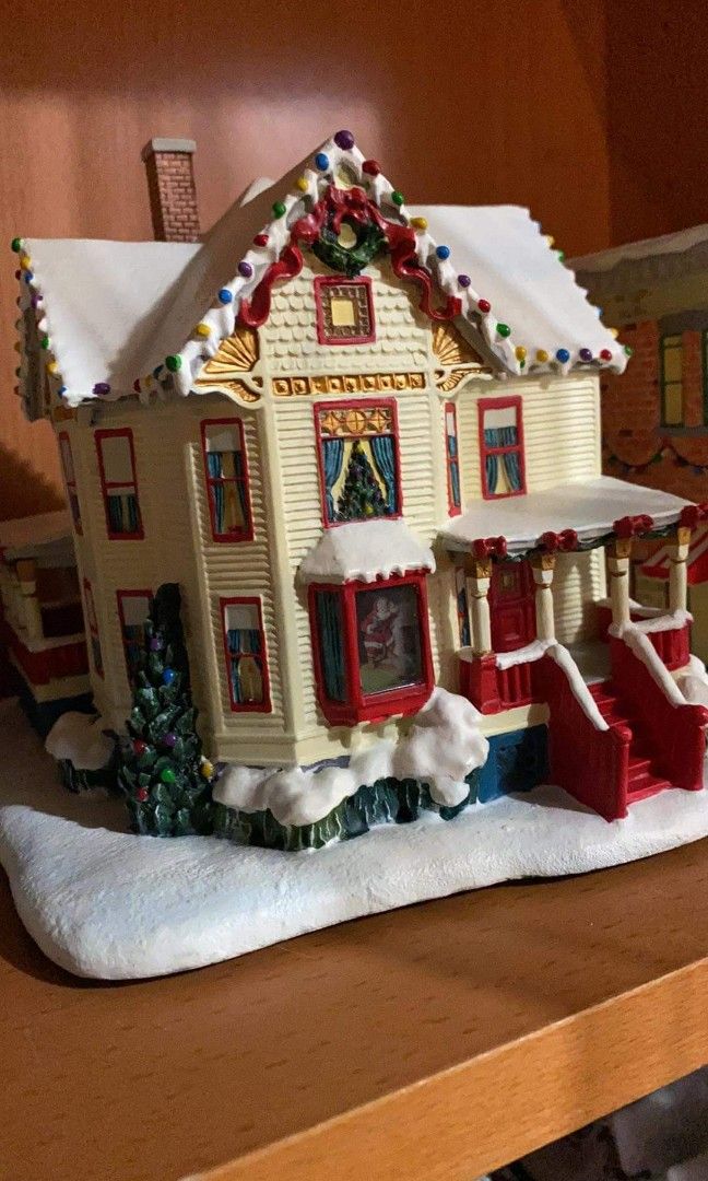 Coca cola village houses (set of 10), Hobbies & Toys, Memorabilia ...