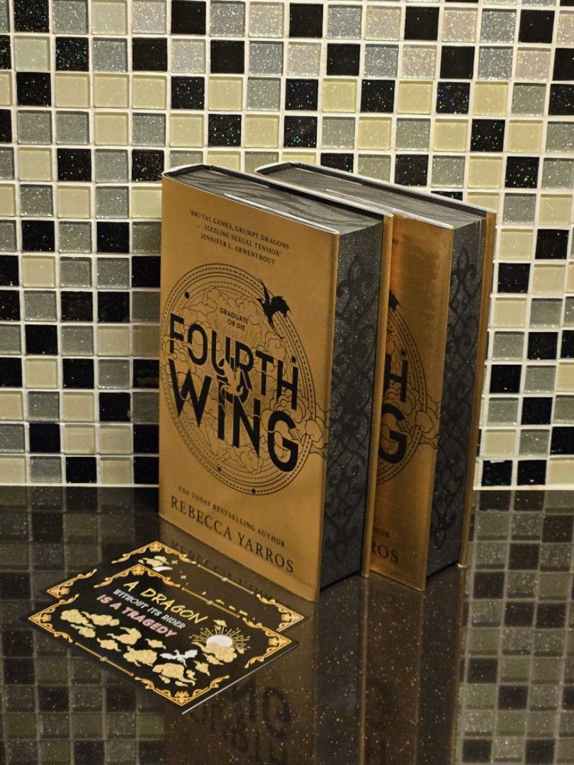 [CUSTOM SPRAYED EDGES HARDCOVER] Fourth Wing — English Dragon Fantasy ...