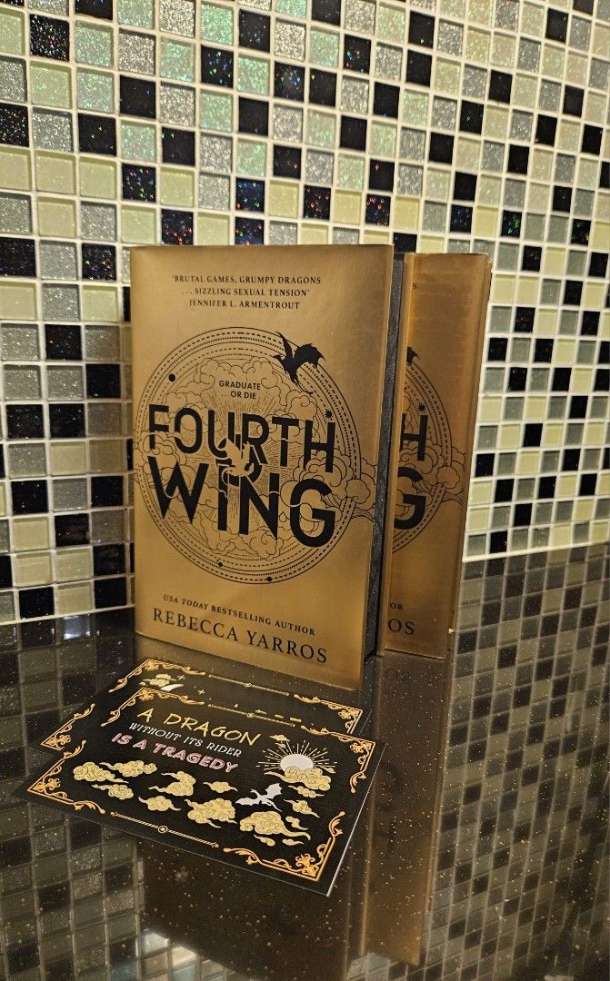 [CUSTOM SPRAYED EDGES HARDCOVER] Fourth Wing — English Dragon Fantasy ...