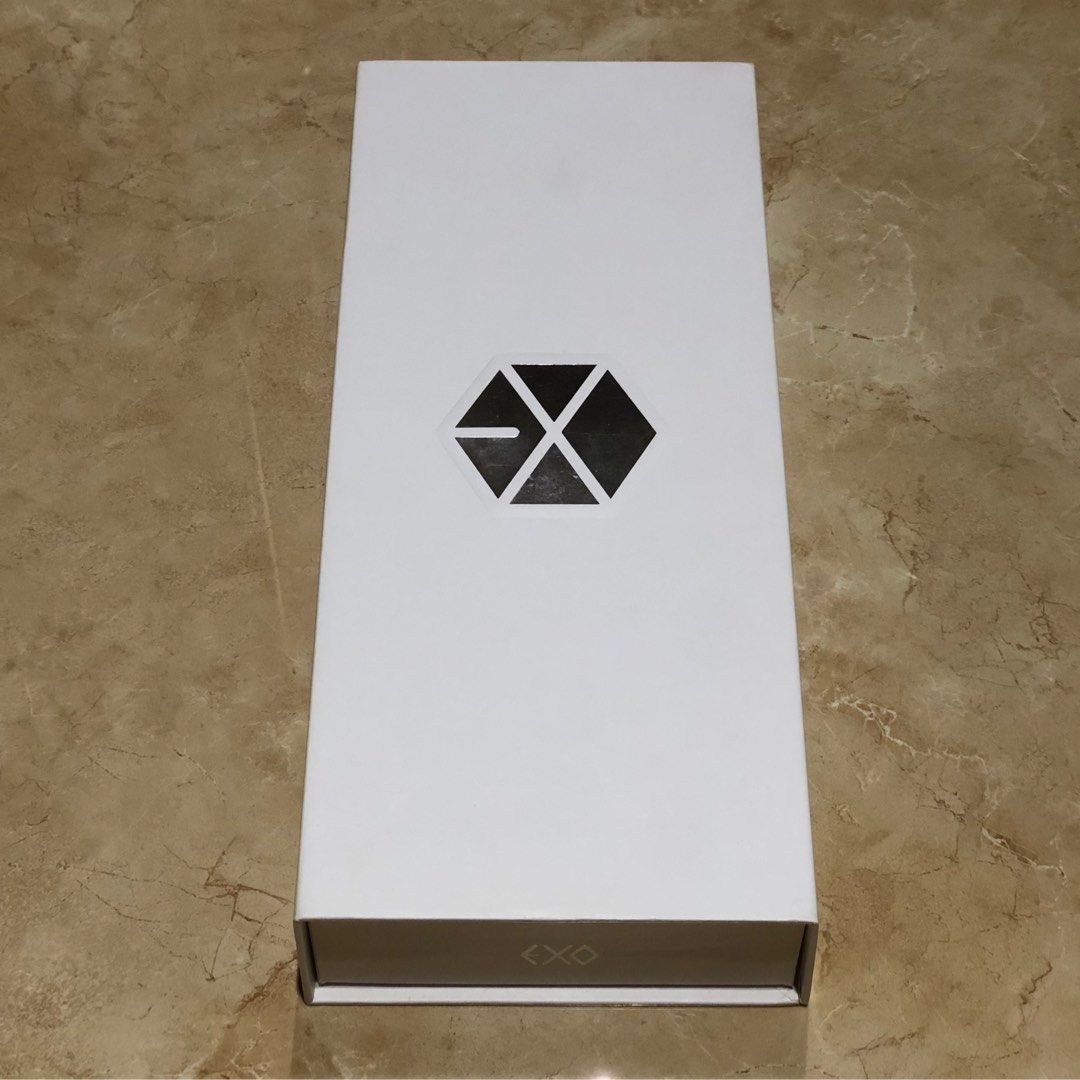 EXO OFFICIAL LIGHT STICK (VER 2), Hobbies & Toys, Memorabilia ...