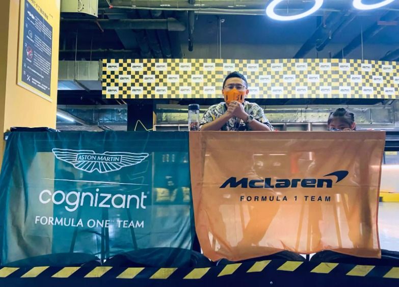 F1 Singapore GP 2023 Mega Fan Flag Merchandise, Hobbies & Toys ...