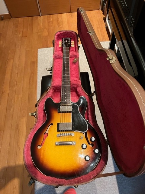 Gibson ES 339 Guitar Sunburst, Hobbies & Toys, Music & Media, Musical ...