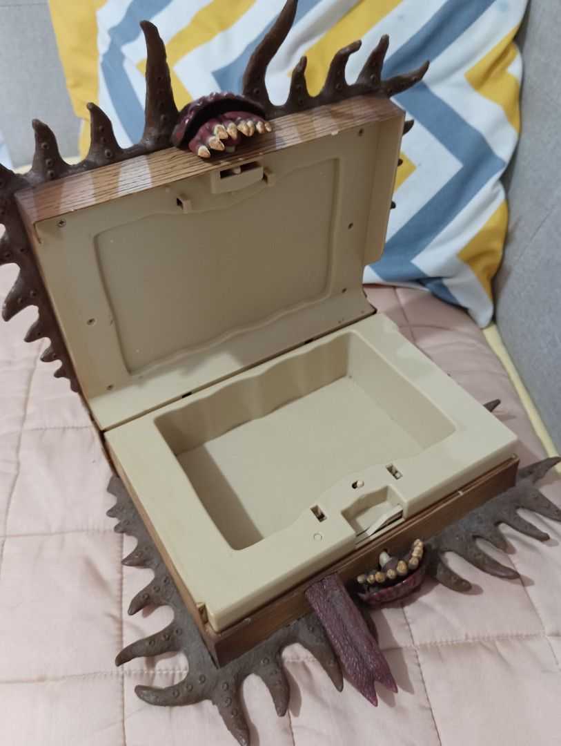Harry Potter The Monster Book of Monsters Keep Safe Storage Box TOMY ...
