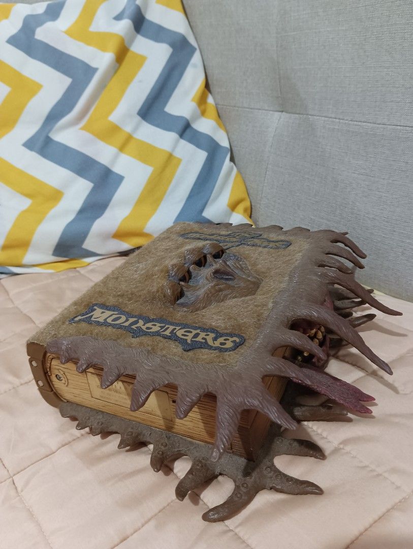 Harry Potter The Monster Book of Monsters Keep Safe Storage Box TOMY ...