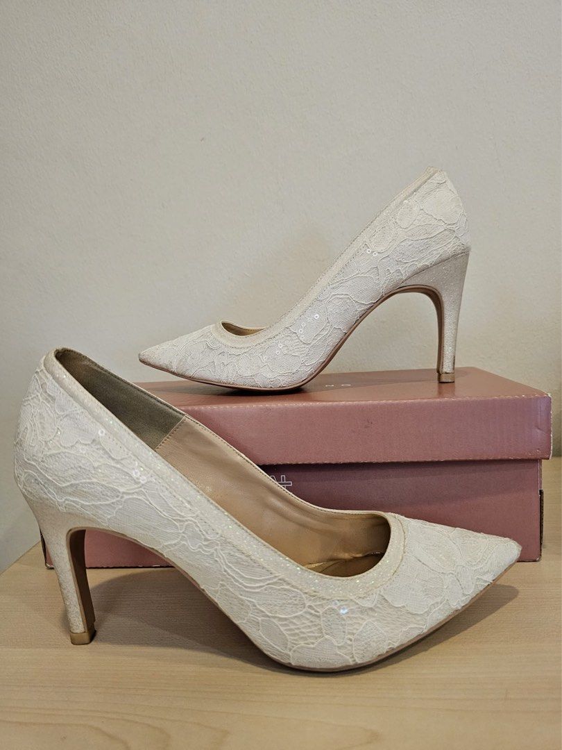 Ivory Lace Wedding Heels, Women's Fashion, Footwear, Heels on Carousell