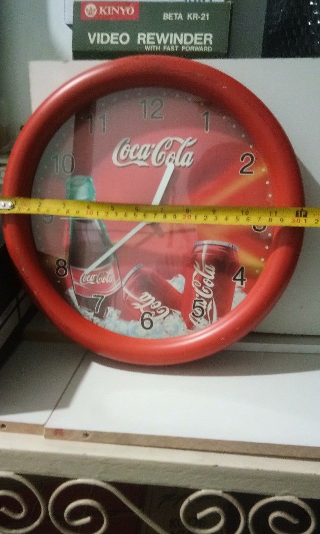 Jam Dinding coca cola, Antik, Furnitur di Carousell