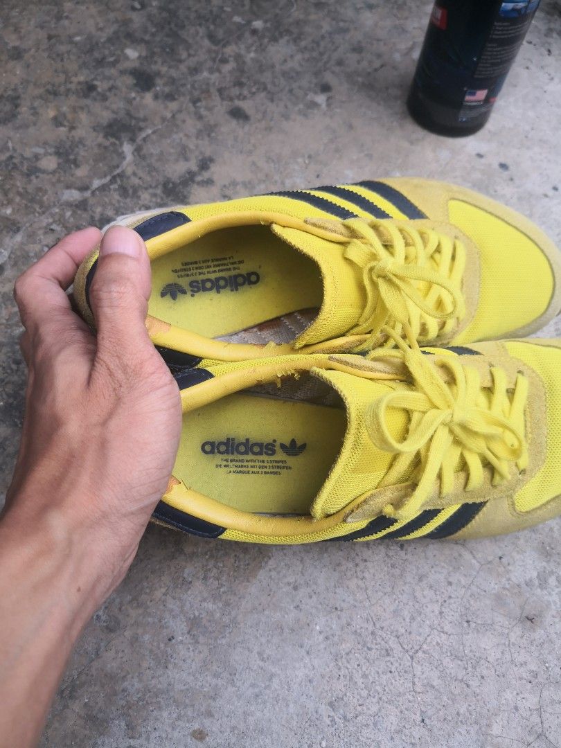 Kasut Adidas kuning, Men's Fashion, Footwear, Sneakers on Carousell