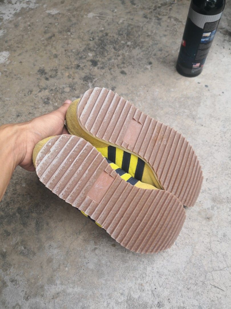 Kasut Adidas kuning, Men's Fashion, Footwear, Sneakers on Carousell