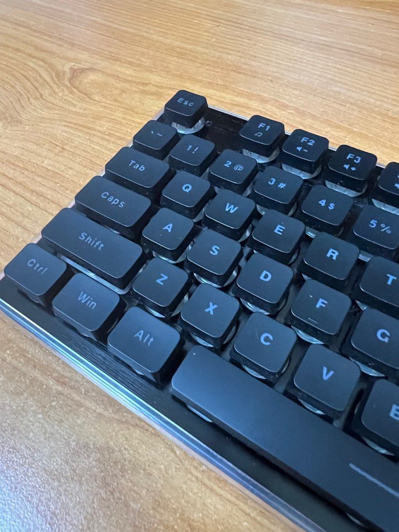 Wireless Keyboard and mouse set, Computers & Tech, Parts & Accessories ...
