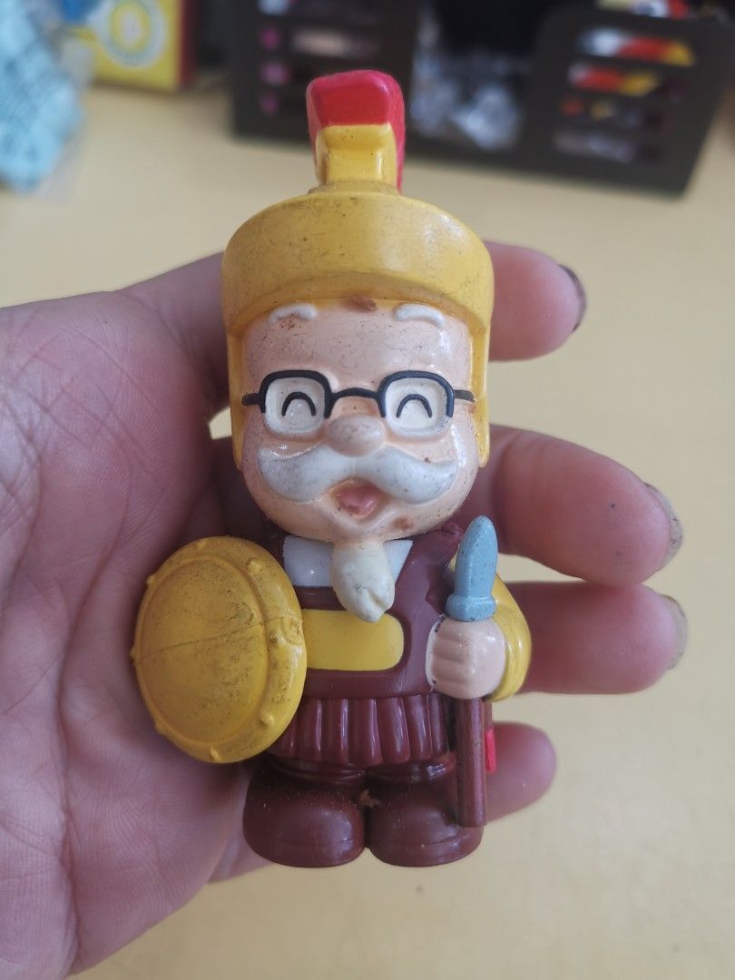 KFC Merchandise Collection Toys KFC Colonel Mini Figure Toys Table ...