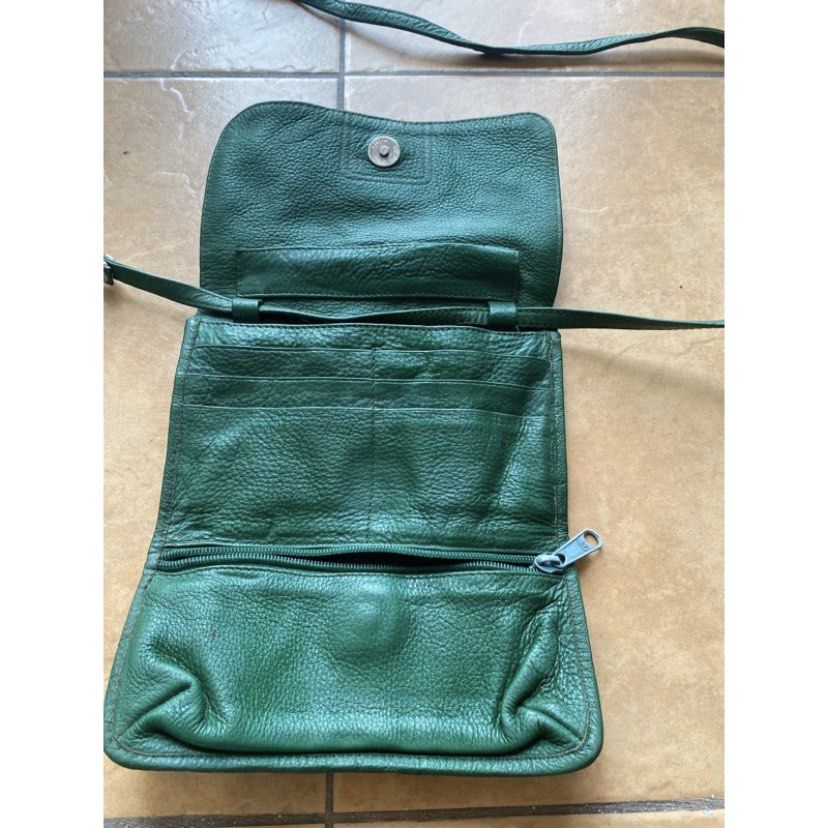 Leather Kenneth Colo Green Sling bag on Carousell