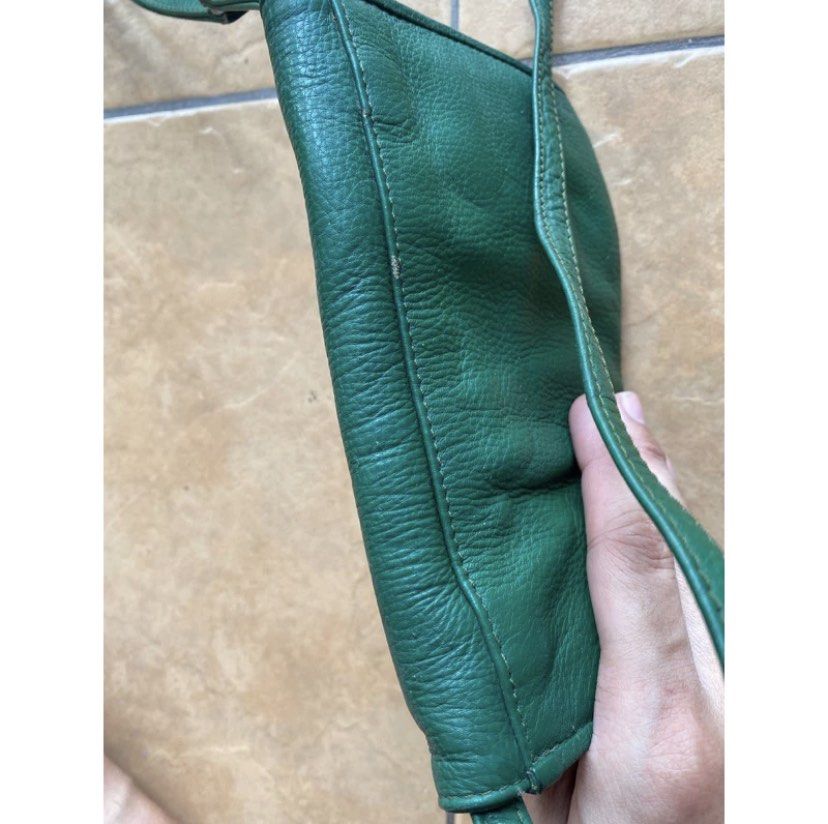 Leather Kenneth Colo Green Sling bag on Carousell