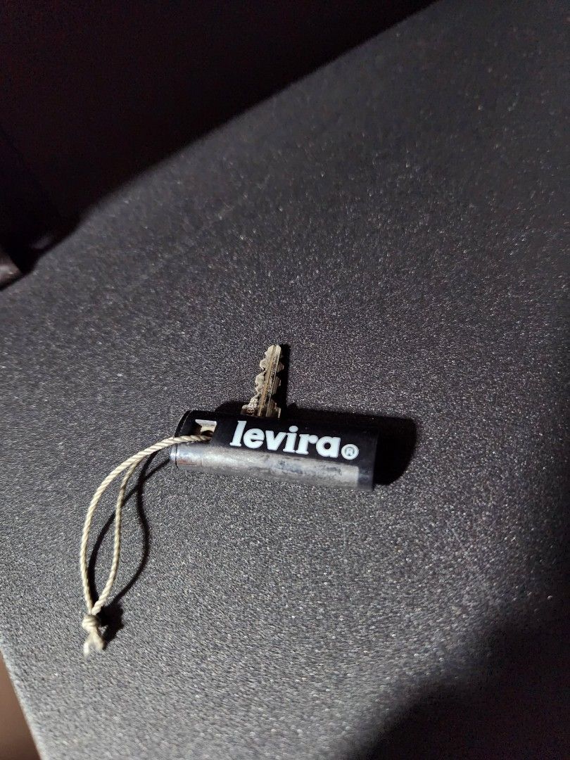 LEVIRA Metal Cabinet, Furniture & Home Living, Furniture, Shelves ...