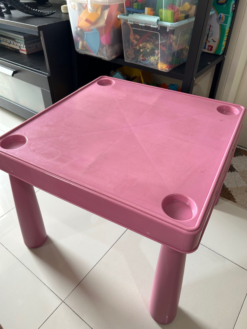 Mandaue Foam Harper Kids table on Carousell