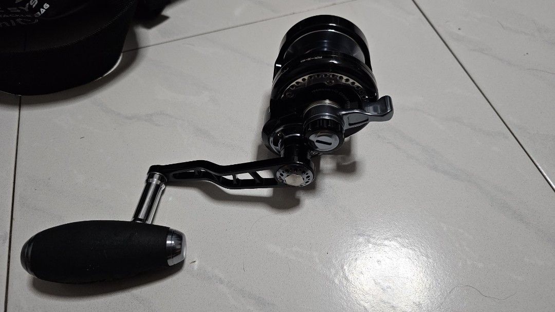 Maxel transformer fishing reel (F40CL), Sports Equipment, Fishing on ...