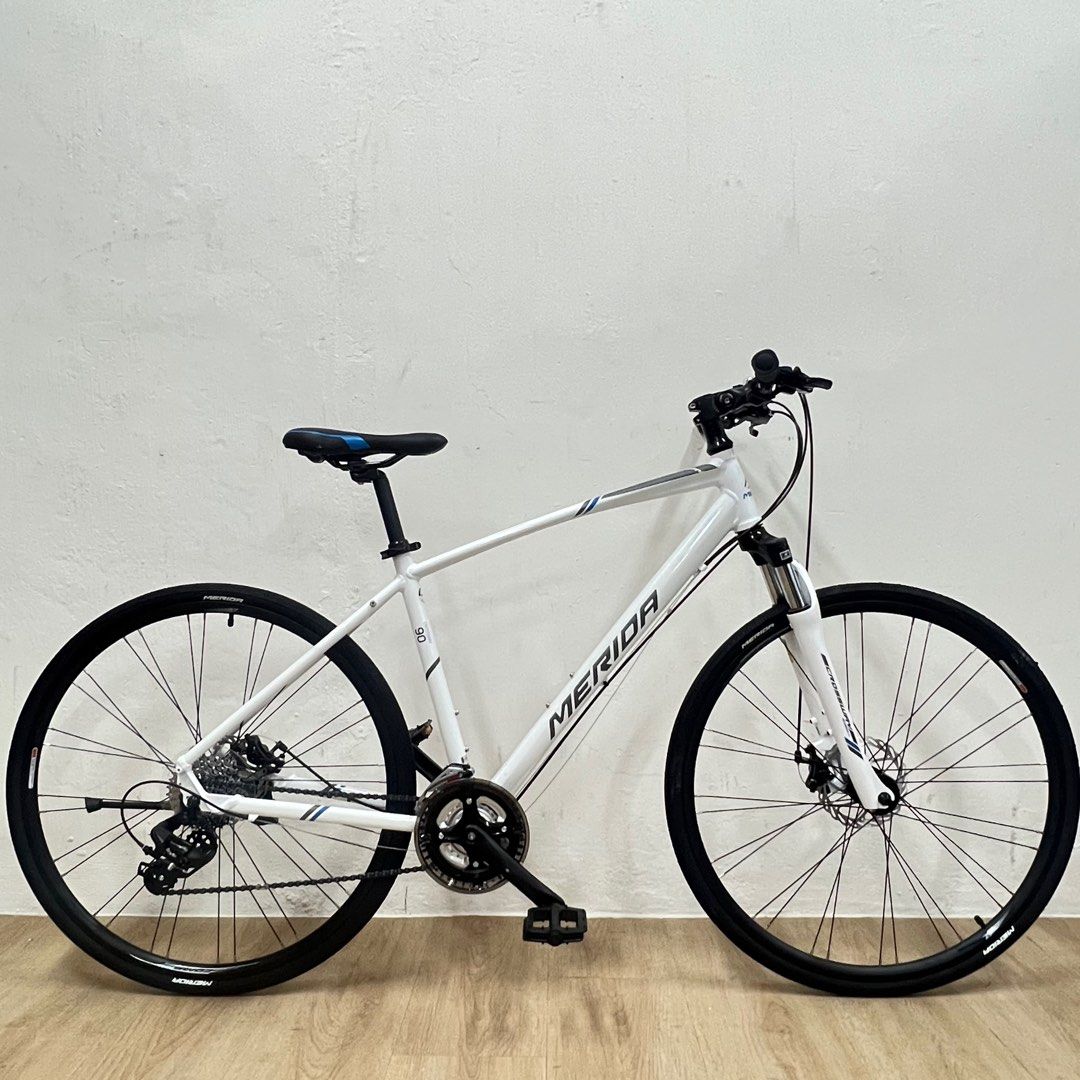 Merida crossway 90 hybrid bike on off road shimano gear, Sports ...