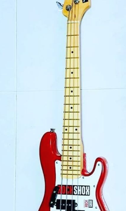 Mini Bass Guitar( Red bass onli), Hobbies & Toys, Music & Media ...