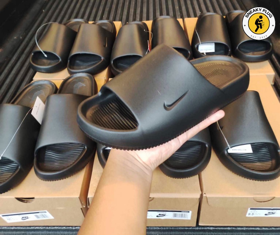 Nike Calm Slides, Men's Fashion, Footwear, Slippers & Slides on Carousell