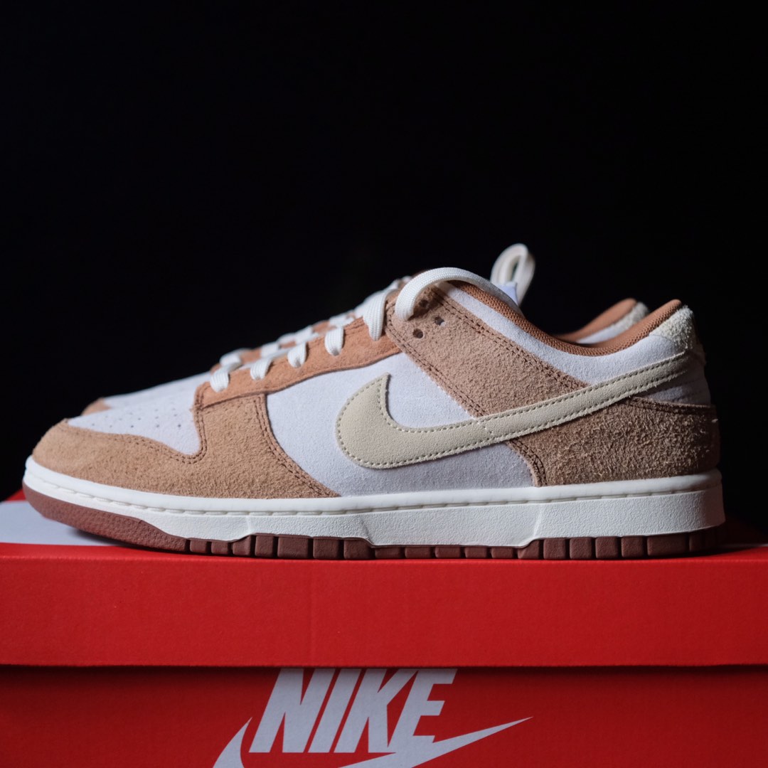 Nike Dunk Low Medium Curry, Men's Fashion, Footwear, Sneakers on Carousell