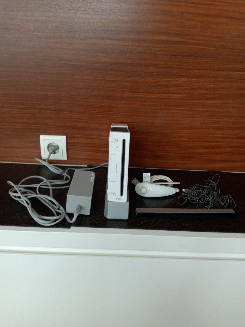 Nintendo Wii Model RVL-001 ( kor ) GM WL - RI - 002, Video Game, Game ...