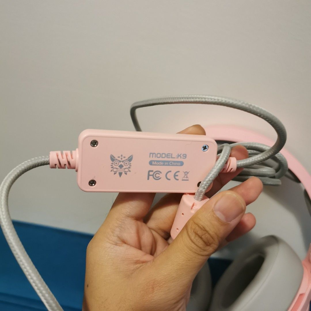 Onikuma K9 Pink Gaming Headset with Retractable Mic (Cat Ears not ...