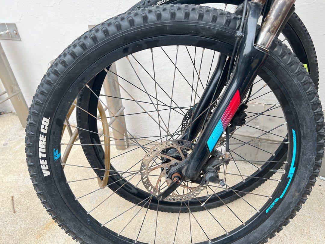 Ordinary mountain bike rims, Sports Equipment, Bicycles & Parts, Parts ...