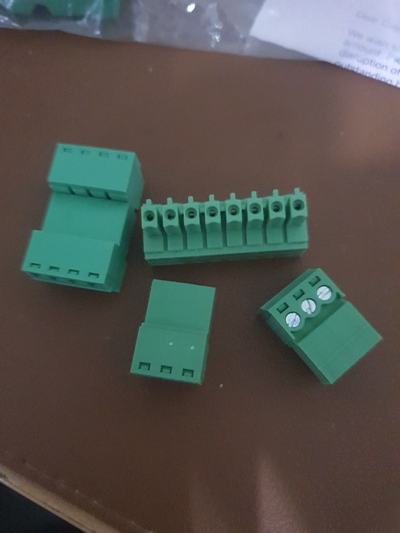 Phoenix connector, Audio, Portable Audio Accessories on Carousell