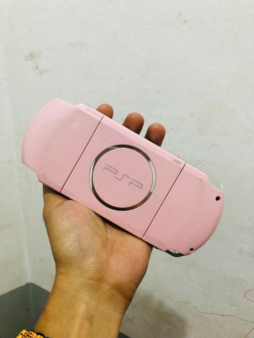 Psp 3k series pink edition, Video Gaming, Video Game Consoles ...