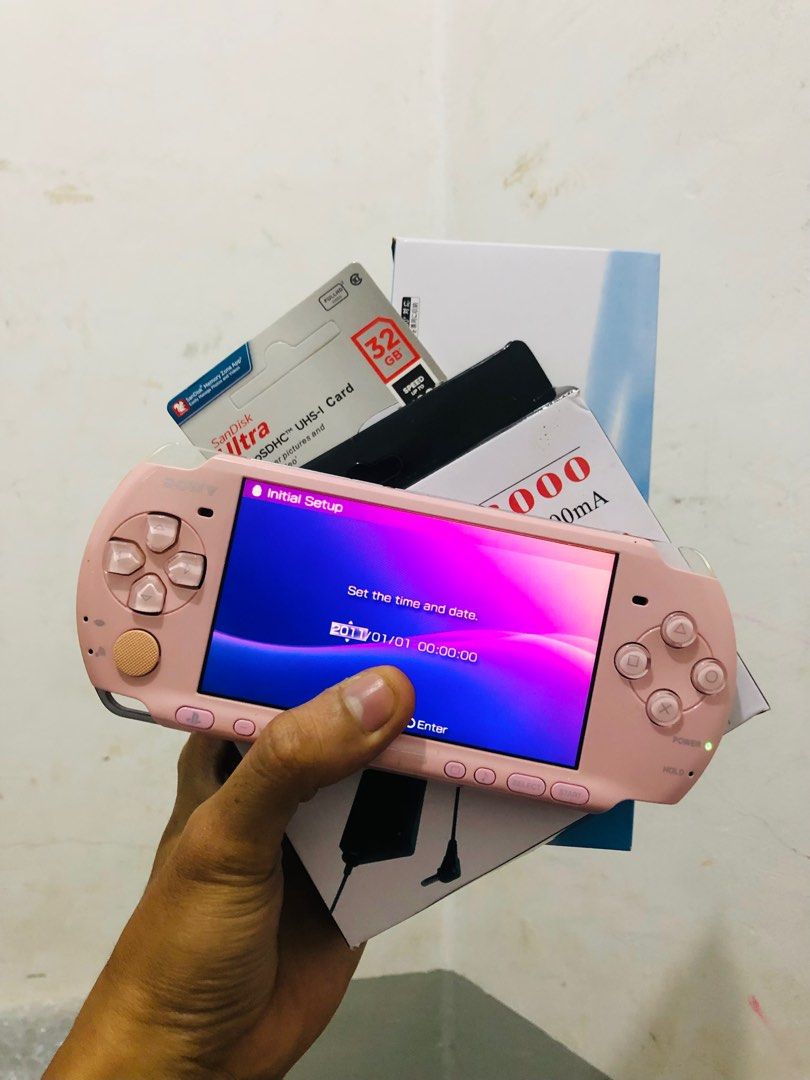Psp 3k series pink edition, Video Gaming, Video Game Consoles ...