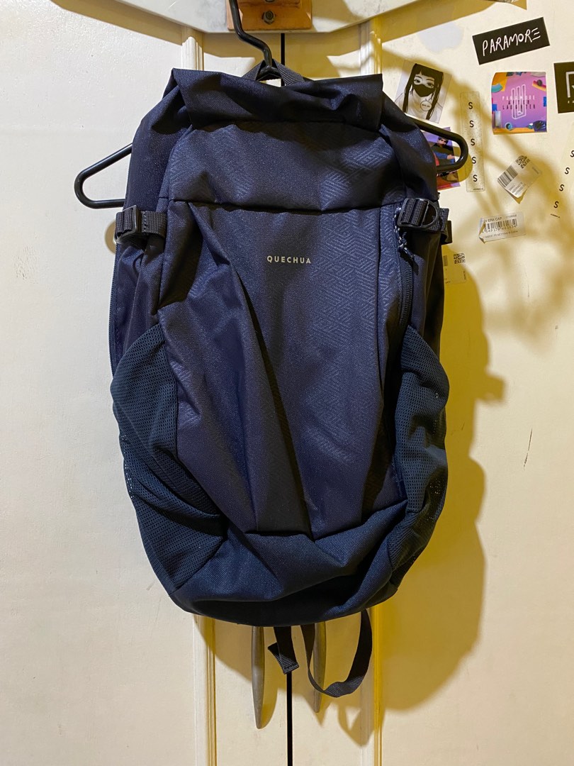 Quechua Hiking Backpack 20 L - NH Arpenaz 100, Men's Fashion, Bags ...