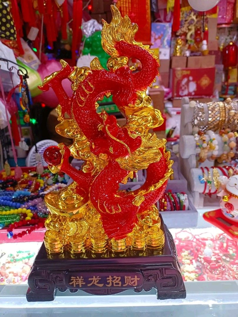 Red golden Dragon infinity 8, Furniture & Home Living, Home Decor ...