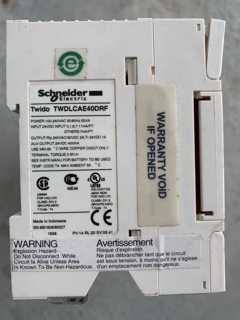 Schneider Twido TWDLCAE40DRF, Computers & Tech, Office & Business ...