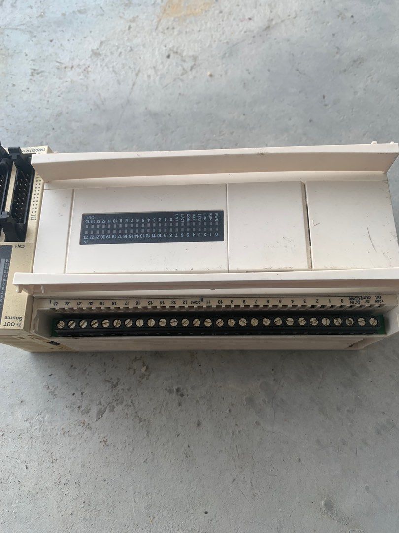 Schneider Twido TWDLCAE40DRF, Computers & Tech, Office & Business ...