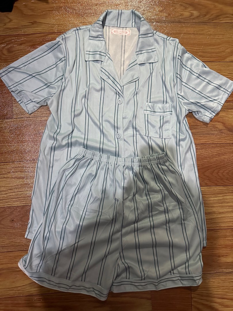 Set piyama soft blue line, Fesyen Wanita, Pakaian Wanita, Atasan di ...