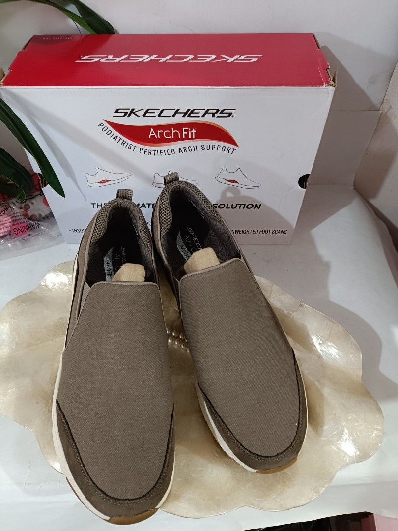skechers arch fit men sneaker- taupe size 11,5 on Carousell